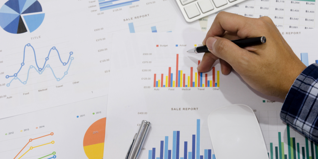 12+ Job-Winning Manager Resume Examples for 2023 [+Guide]